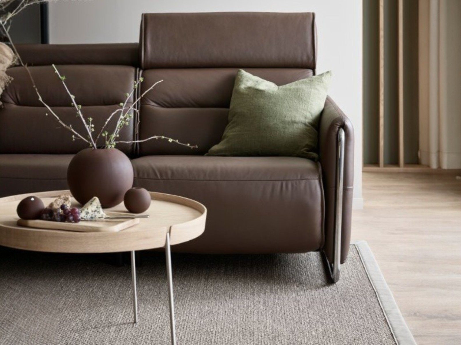 Stressless Emily With Steel Arms - Beadle Crome Interiors